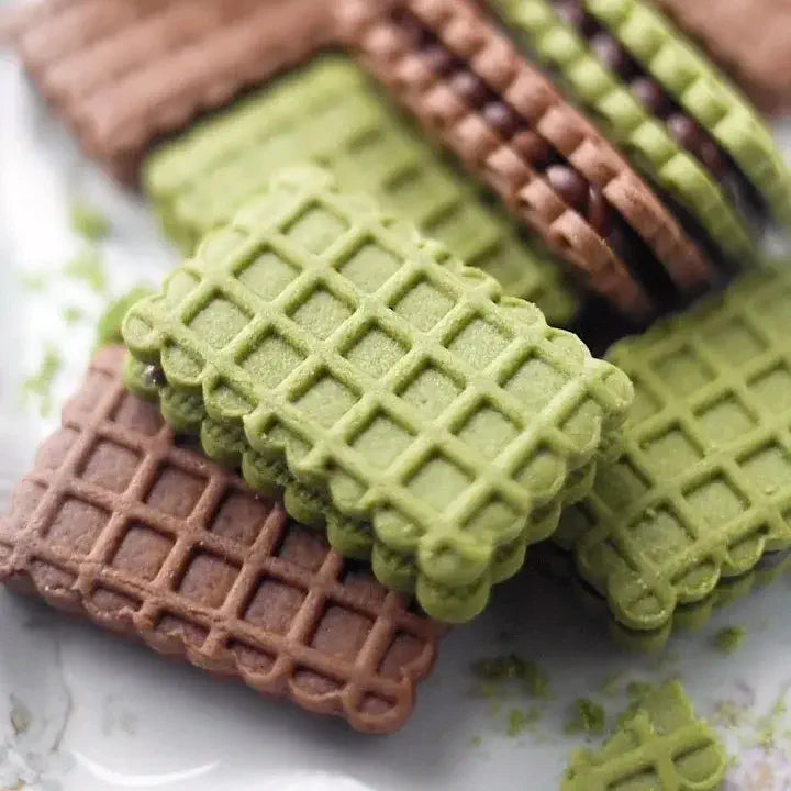 Easy Matcha & Chocolate Cookie Sandwich Recipe: Delicious Treats