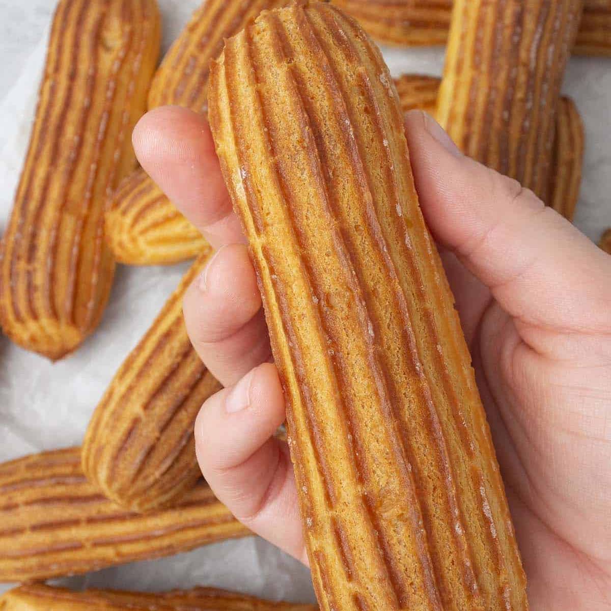 Easy & Delicious Éclair Recipe: Master French Pastry at Home!